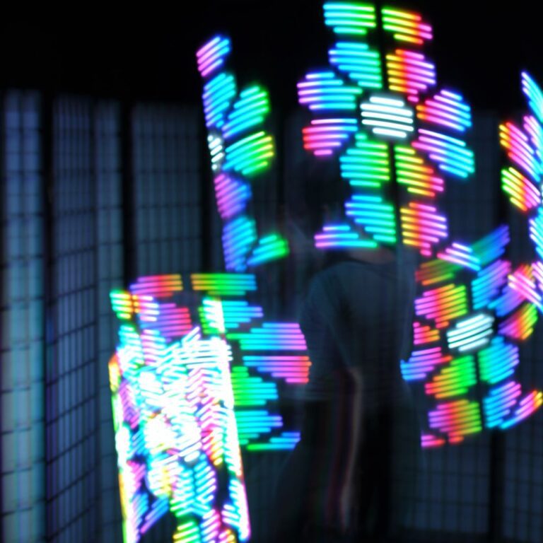 FutureWand - Smart LED Levitation Wand - Moodhoops.com