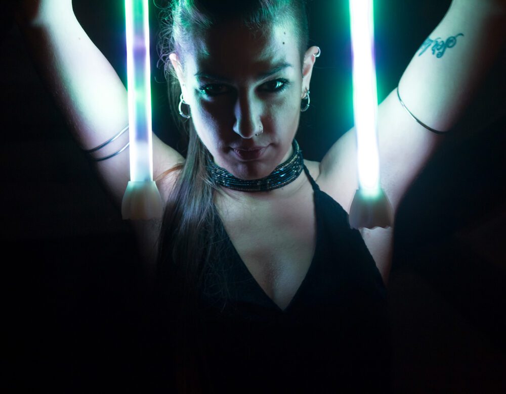 FuturePoi - LED smart poi, by Moodhoops.com